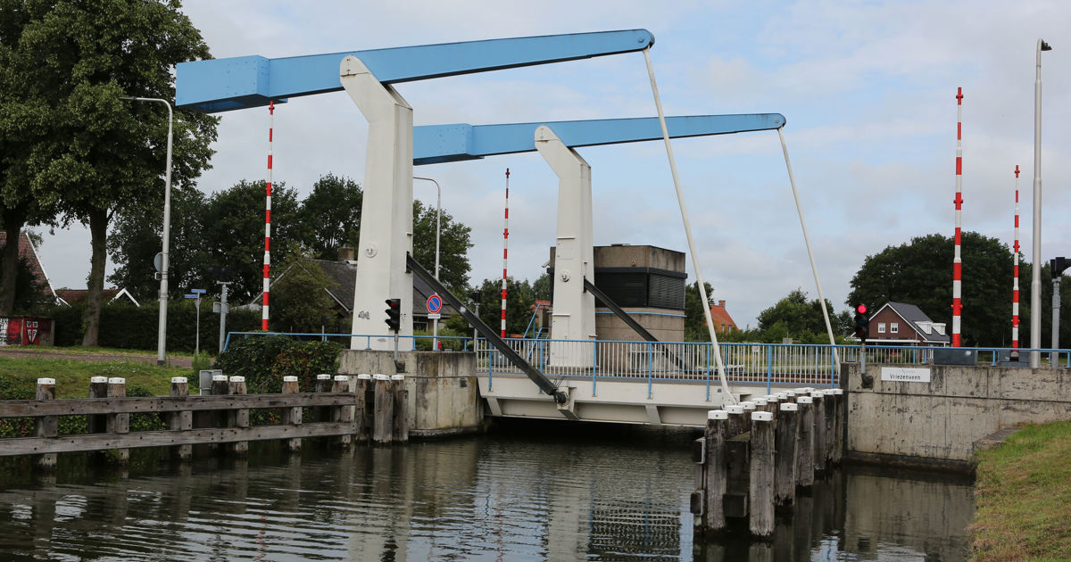 Omleidingen tijdens onderhoud Vriezenveenbrug - Provincie Overijssel